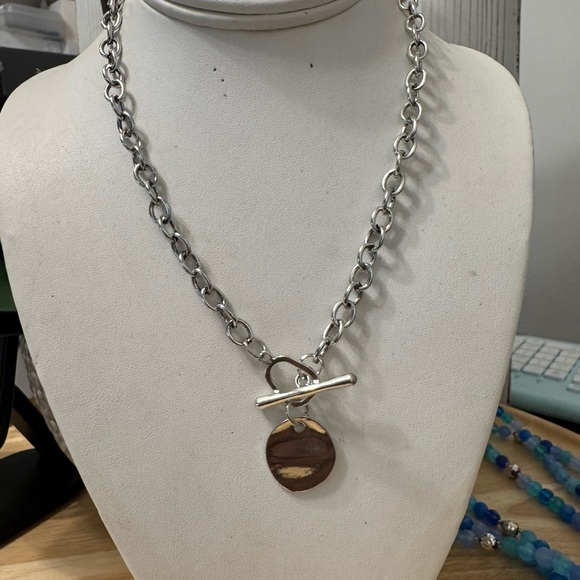 Jewelry | Silver Chain Necklace With Brown Pendant | Poshmark